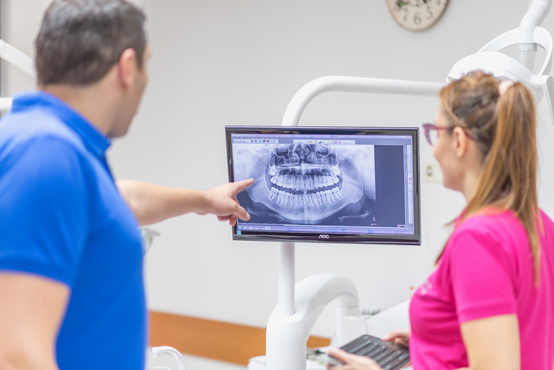 Hirurško vadjenje umnjaka - Šumice Dental Studio